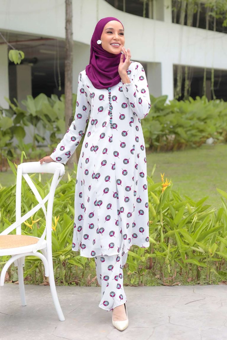 RAESHA KEBAYA KURUNG – PEACOCK WHITE – DLARAAISHAH